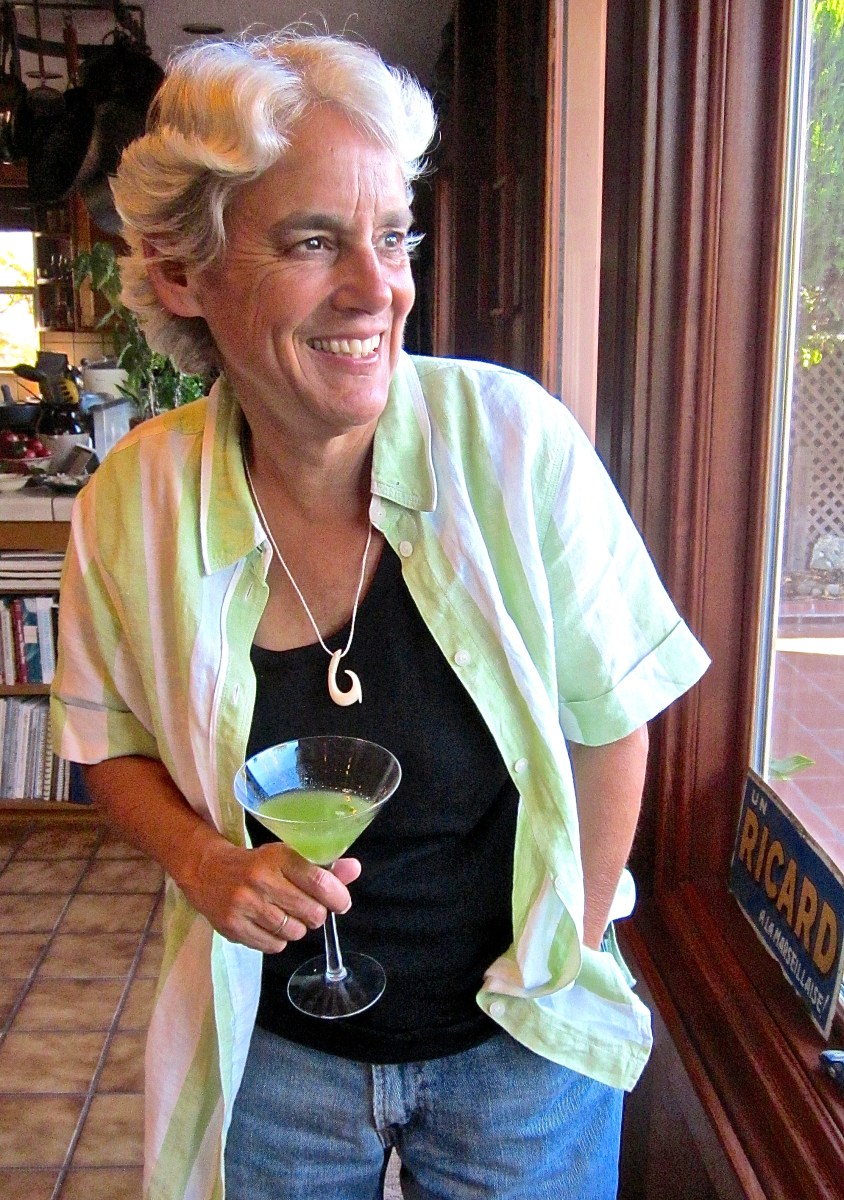 Meet Leslie – Chicks on the Case