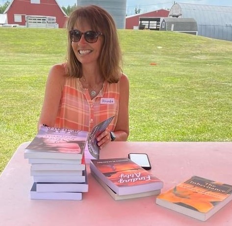 Guest Chick: Rhonda Blackhurst – Chicks on the Case